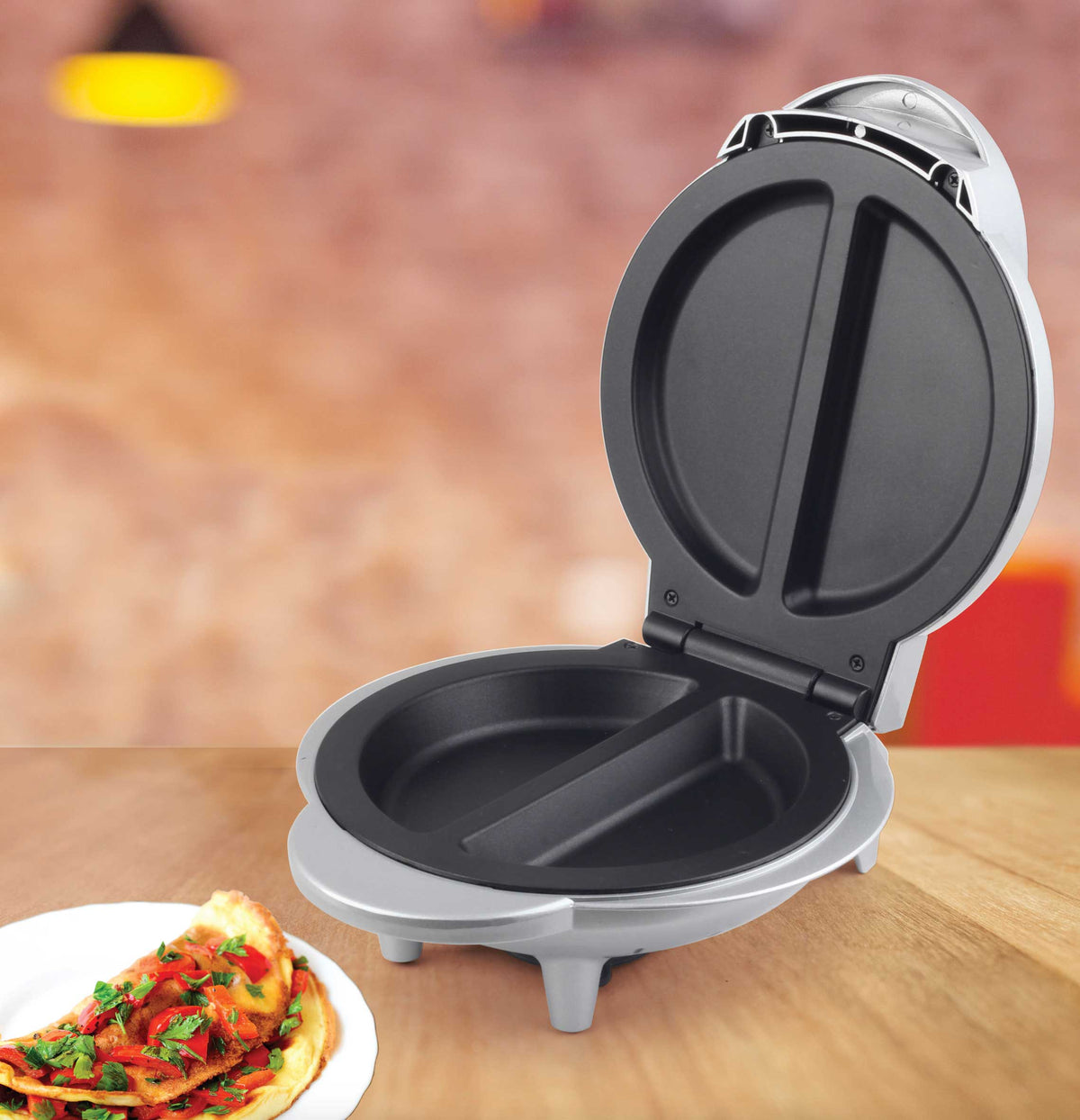 Brentwood TS-255 Non-Stick Electric Omelet Maker, Silver - Brentwood Appliances